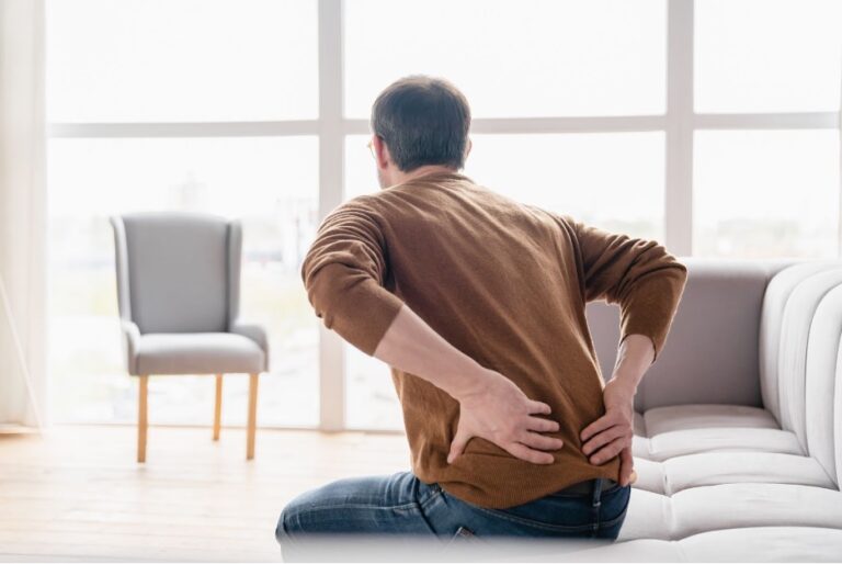 How to Get a Slipped Disc Back in Place | Reinhardt Chiropractic